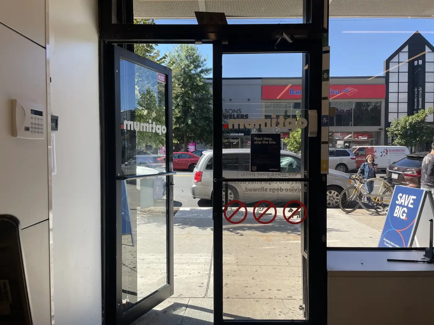 Commercial Door installation in NYC | (929) 539-8048